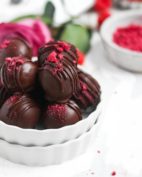 Chocolate Raspberry Cake Truffles Recipe